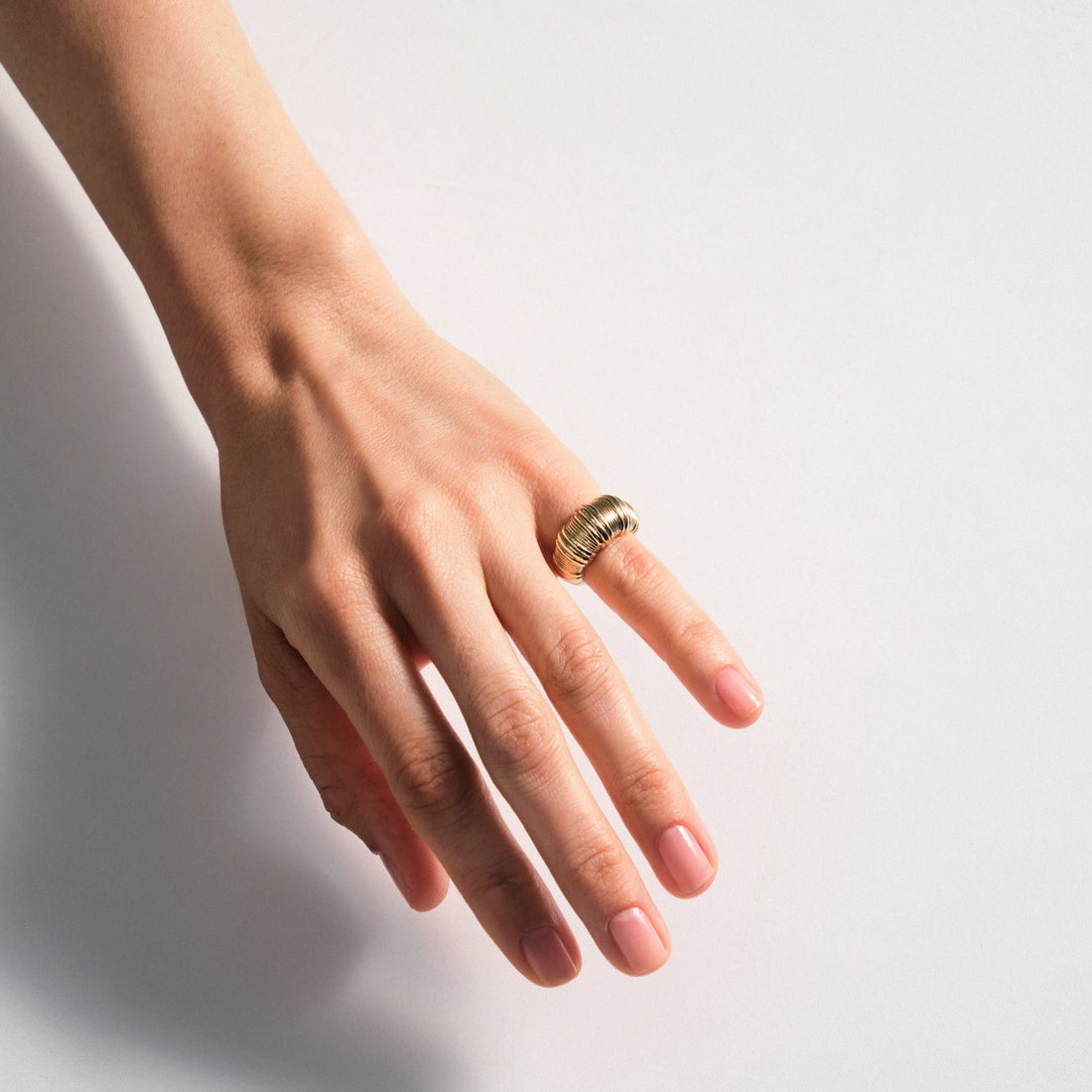 PROJEBIR - Chubby Vertical Textured Ring – projebir.com